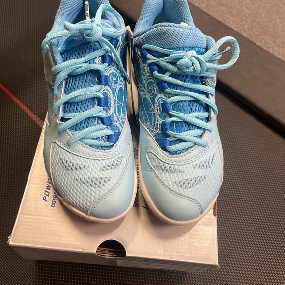 Yonex | Shoes | Nwt Yonex Power Cushion Aerus 3 | Poshmark